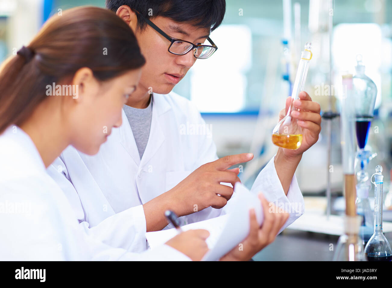 Scientist testing lab hi-res stock photography and images - Alamy