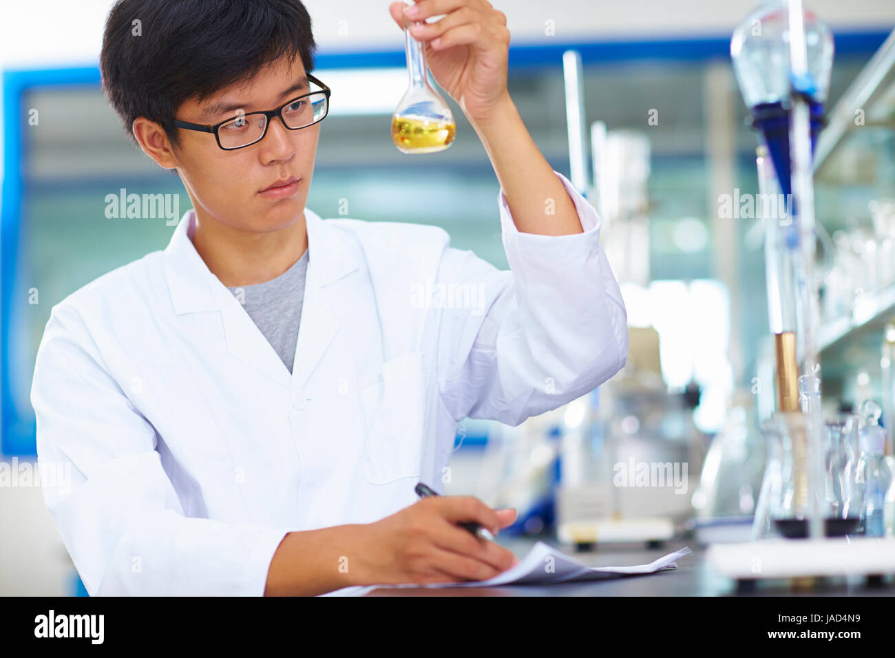 Laboratory medicine hi-res stock photography and images - Alamy
