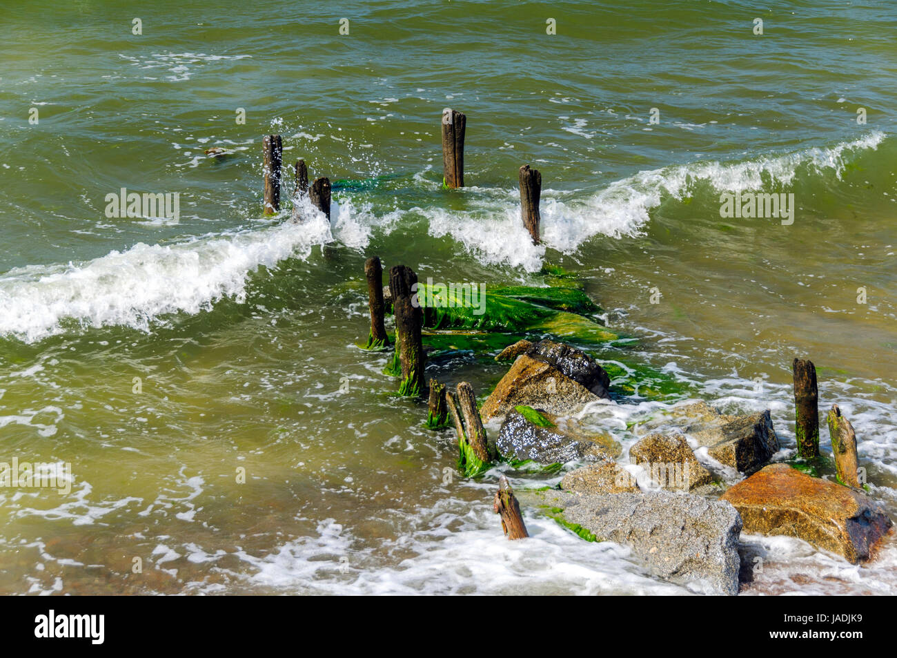 tide long wave Stock Photo - Alamy