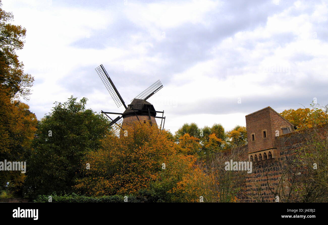 Windmill and city wall hi-res stock photography and images - Alamy