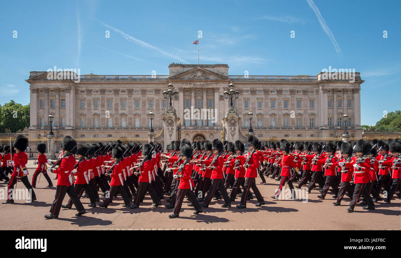 3rd June 2017. 1st Battalion Irish Guards march past Buckingham Palace ...