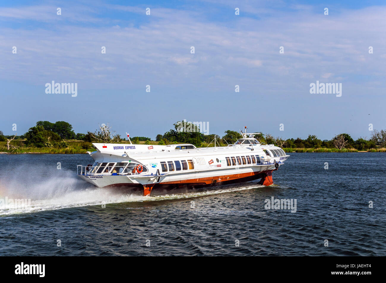 Port navigation hi-res stock photography and images - Alamy