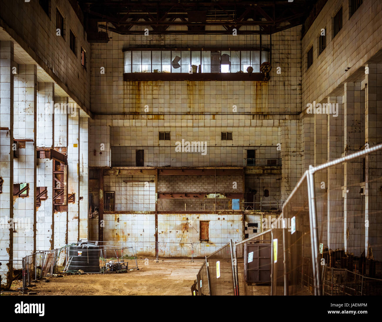 Inside old derelict warehouse hi-res stock photography and images - Alamy