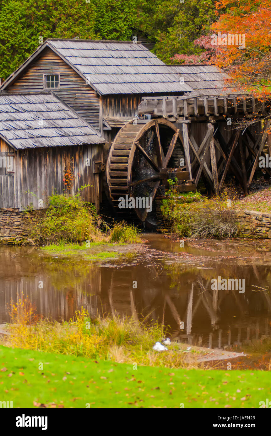 Mabry mill on blue ridge hi-res stock photography and images - Alamy