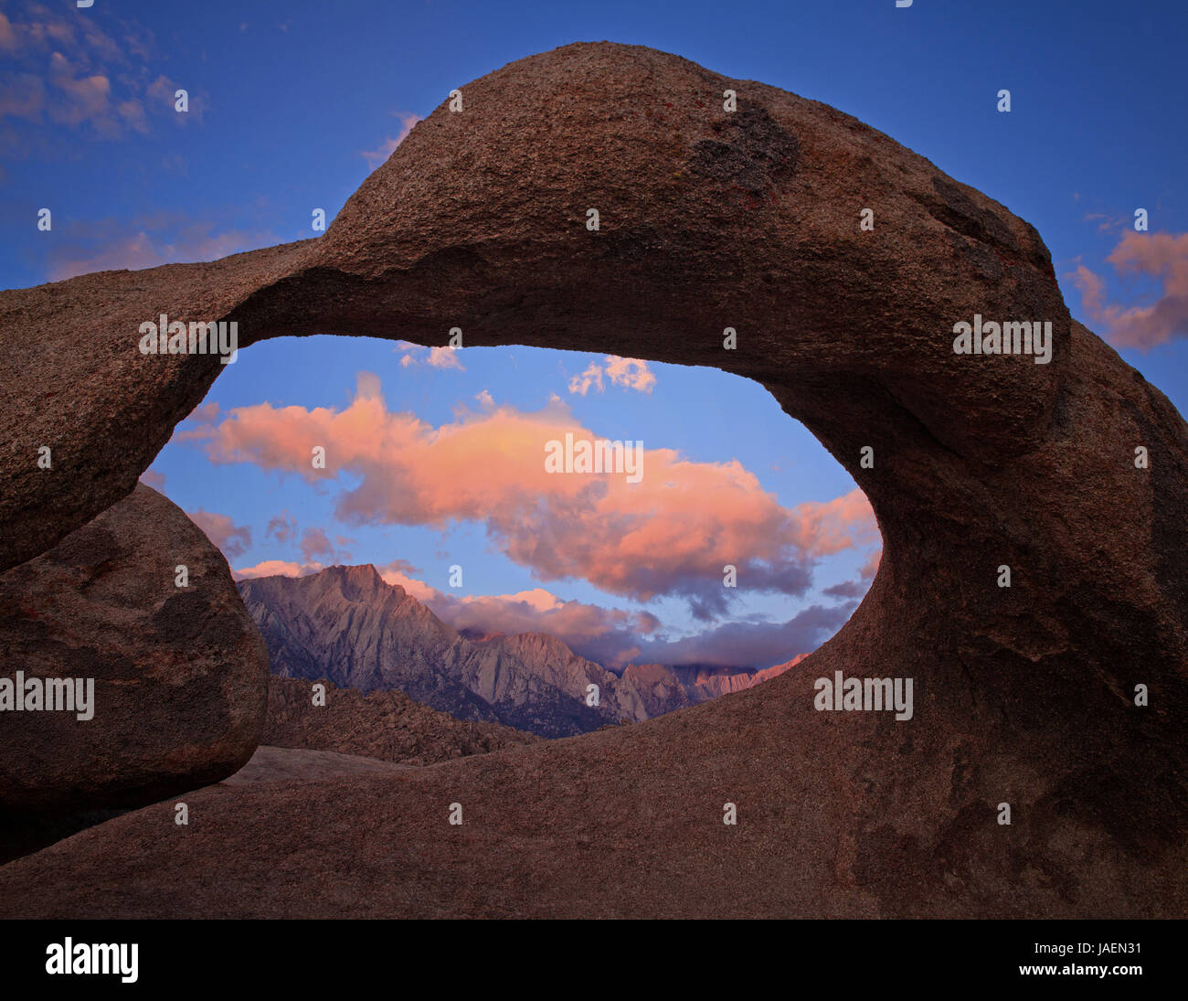 Mobius Arch in Alabama Hills Stock Photo - Alamy