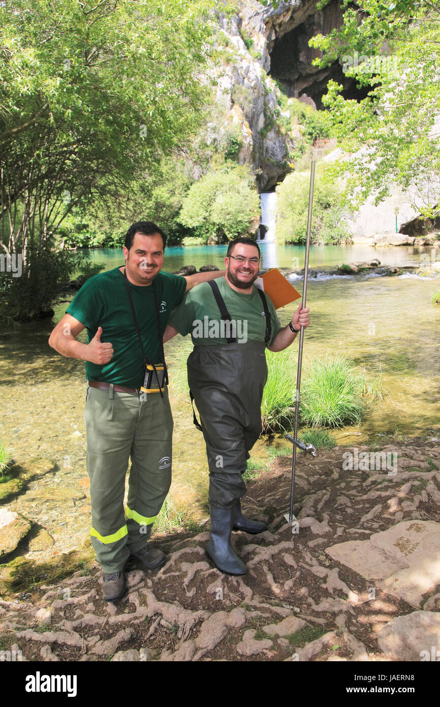 Environmental workers hi-res stock photography and images - Alamy