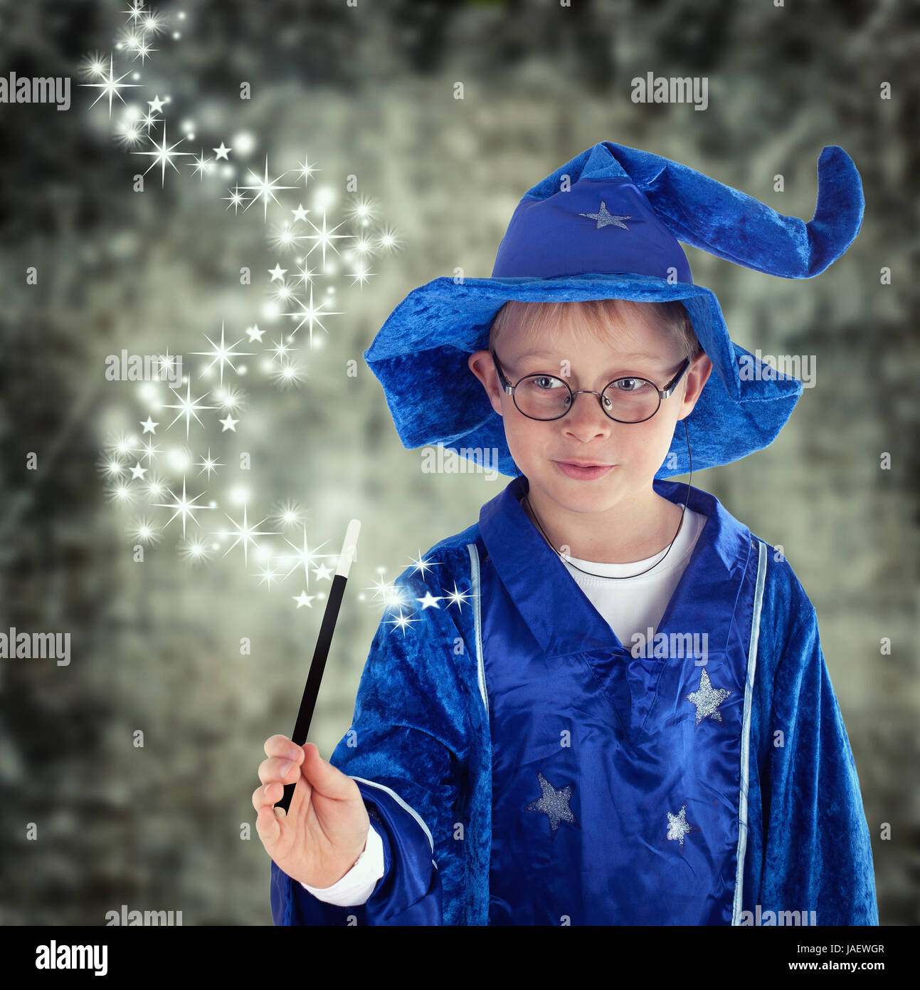 Magician case hi-res stock photography and images - Alamy