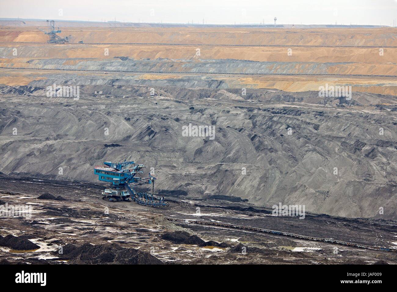 Open pit mining of coal Stock Photo - Alamy