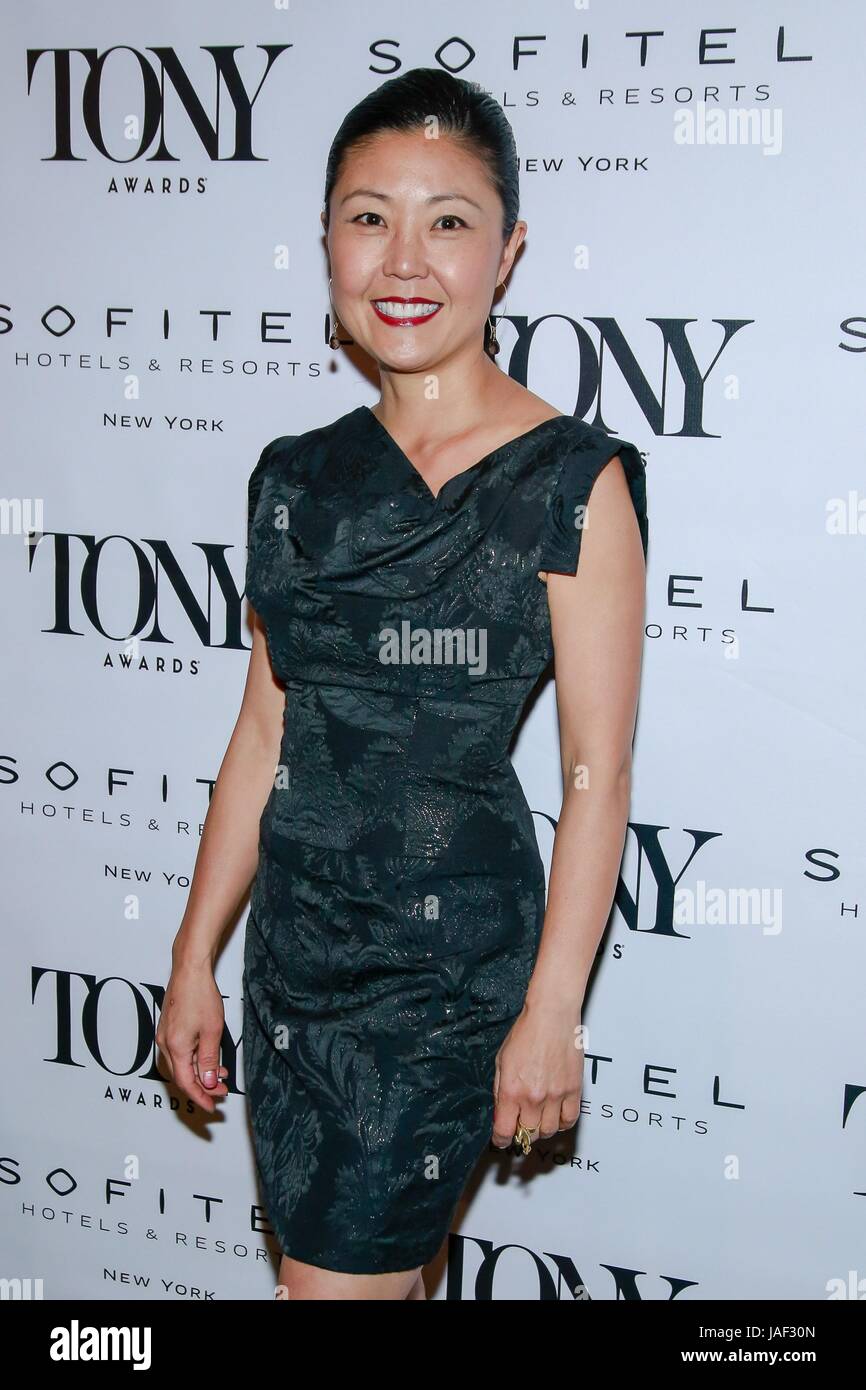 New York, NY, USA. 5th June, 2017. Linda Cho at arrivals for 2017 Tony ...
