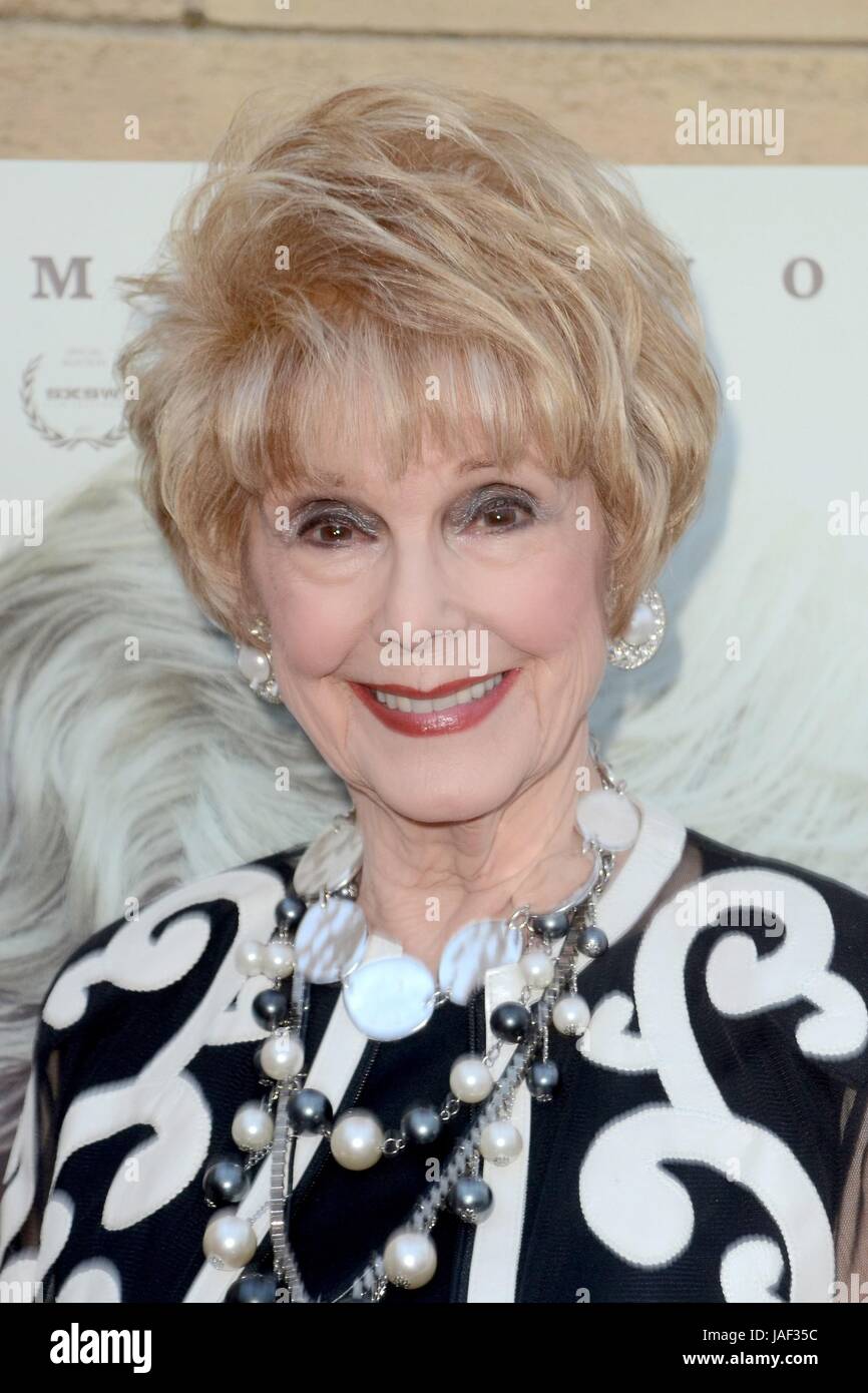 Karen sharpe hi-res stock photography and images - Alamy