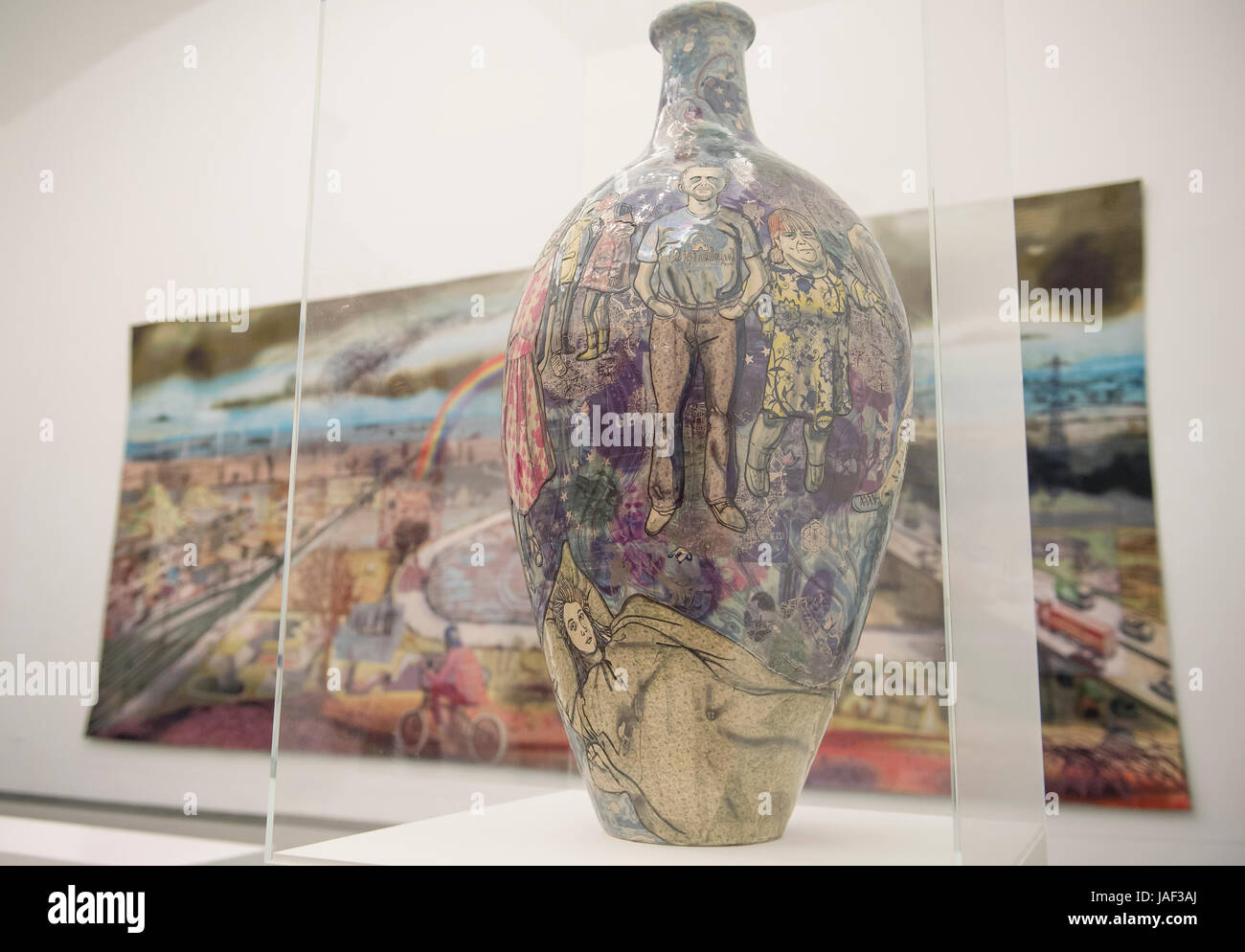 Grayson perry vase hi-res stock photography and images - Alamy