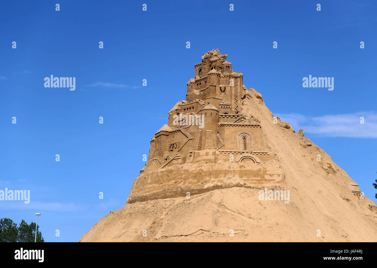 A few collapsed pieces of the giant sand castle in Binz on the island ...