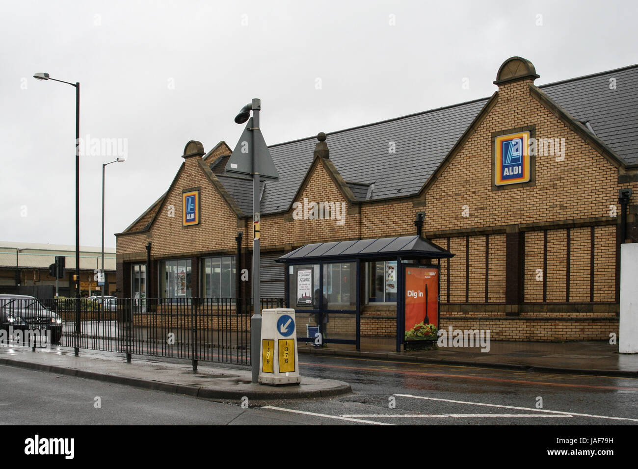 Marine Road West, Morecambe, Lancashire, UK. 6th June 2017. Lancaster ...
