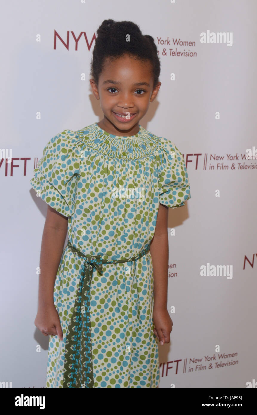 Zani jones hi-res stock photography and images - Alamy