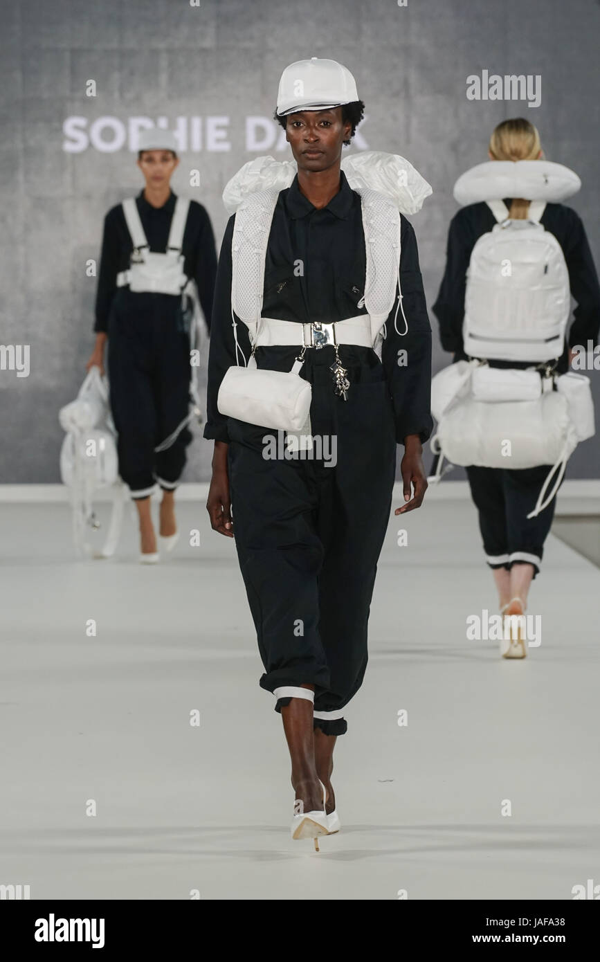 London, England, UK. 6th June, 2017. Ravensbourne University Graduate ...