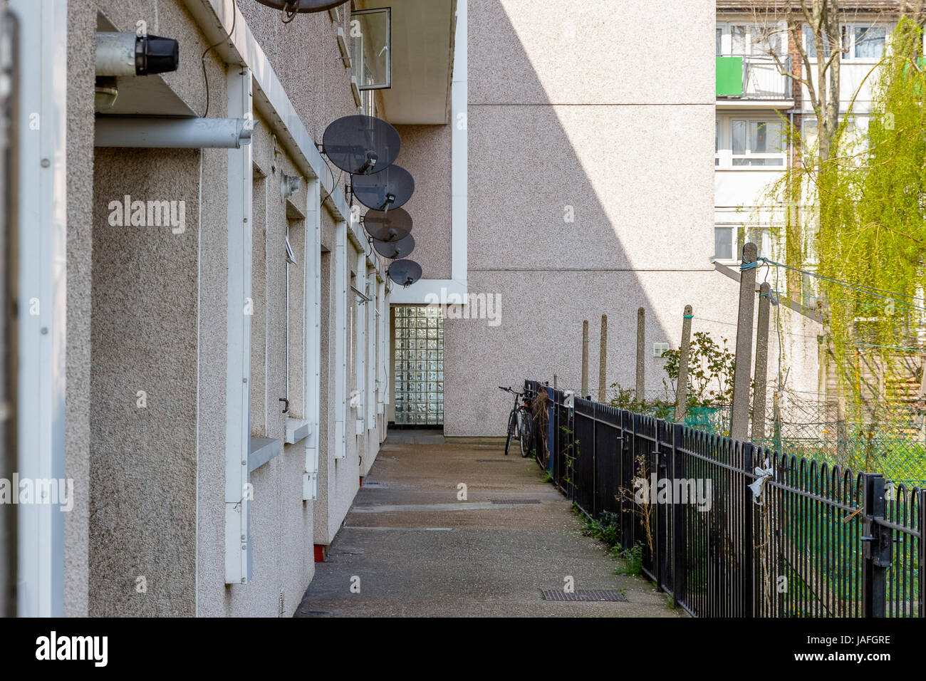 Middle corridor hi-res stock photography and images - Alamy
