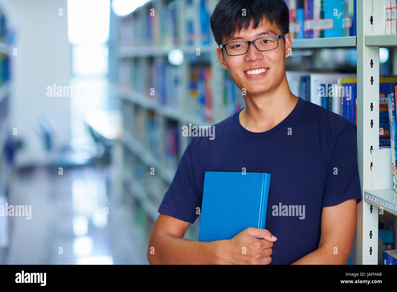 Camera confidence hi-res stock photography and images - Alamy