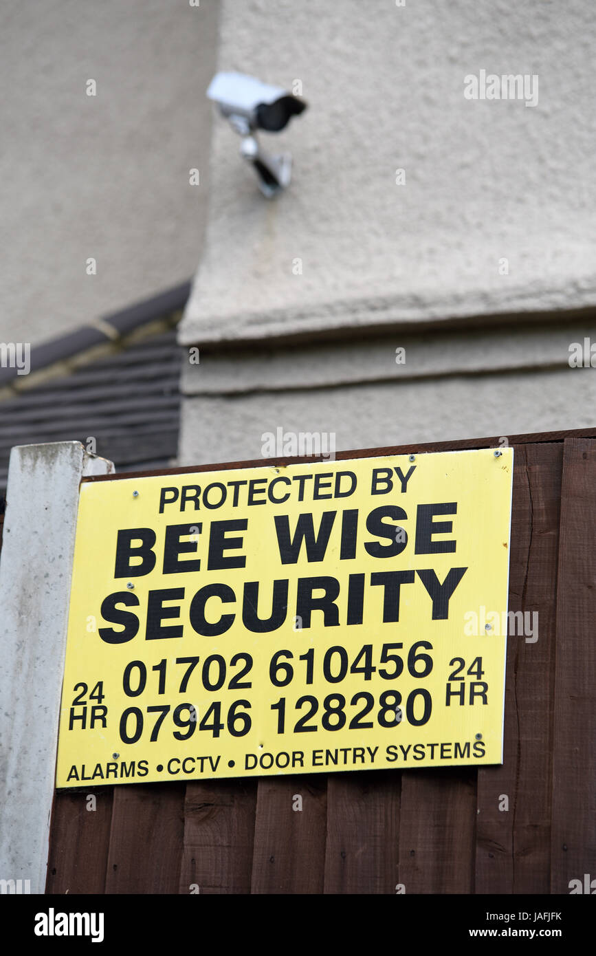 Security wise hi-res stock photography and images - Alamy