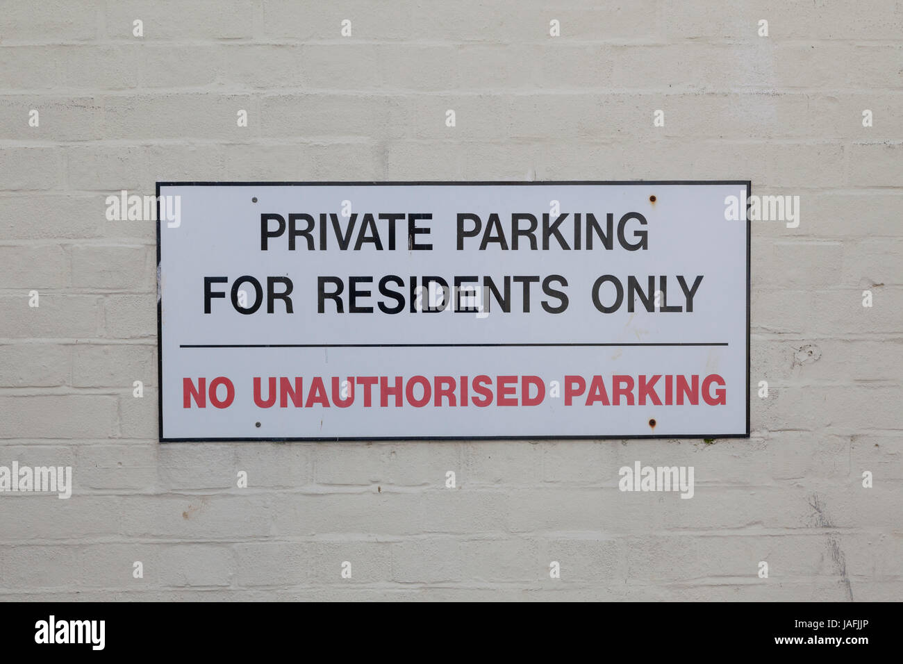 Private residents only sign hi-res stock photography and images - Alamy