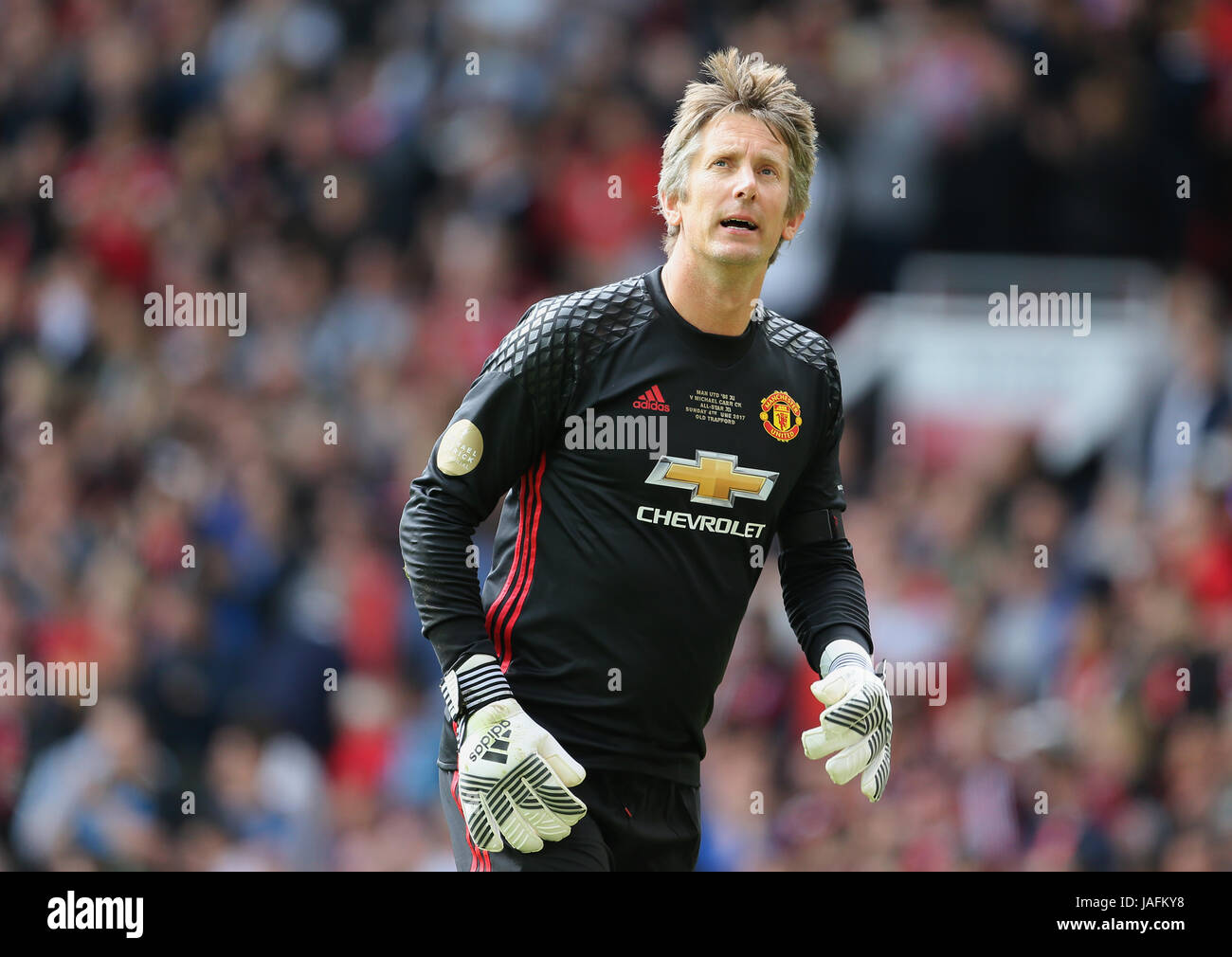Manchester United goalkeeper Edwin van der Sar Stock Photo - Alamy
