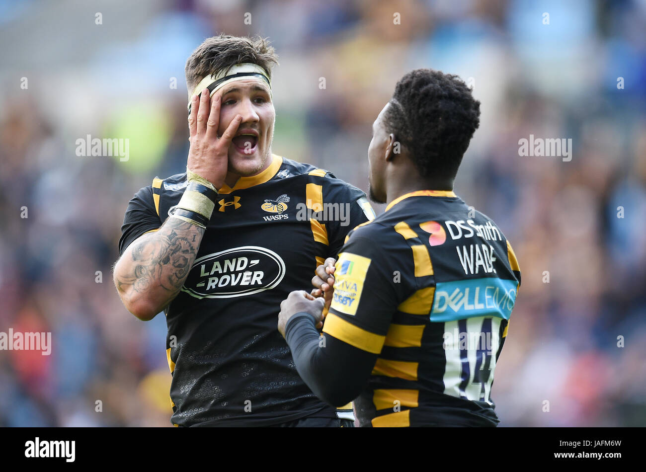 Wade thompson hi-res stock photography and images - Alamy