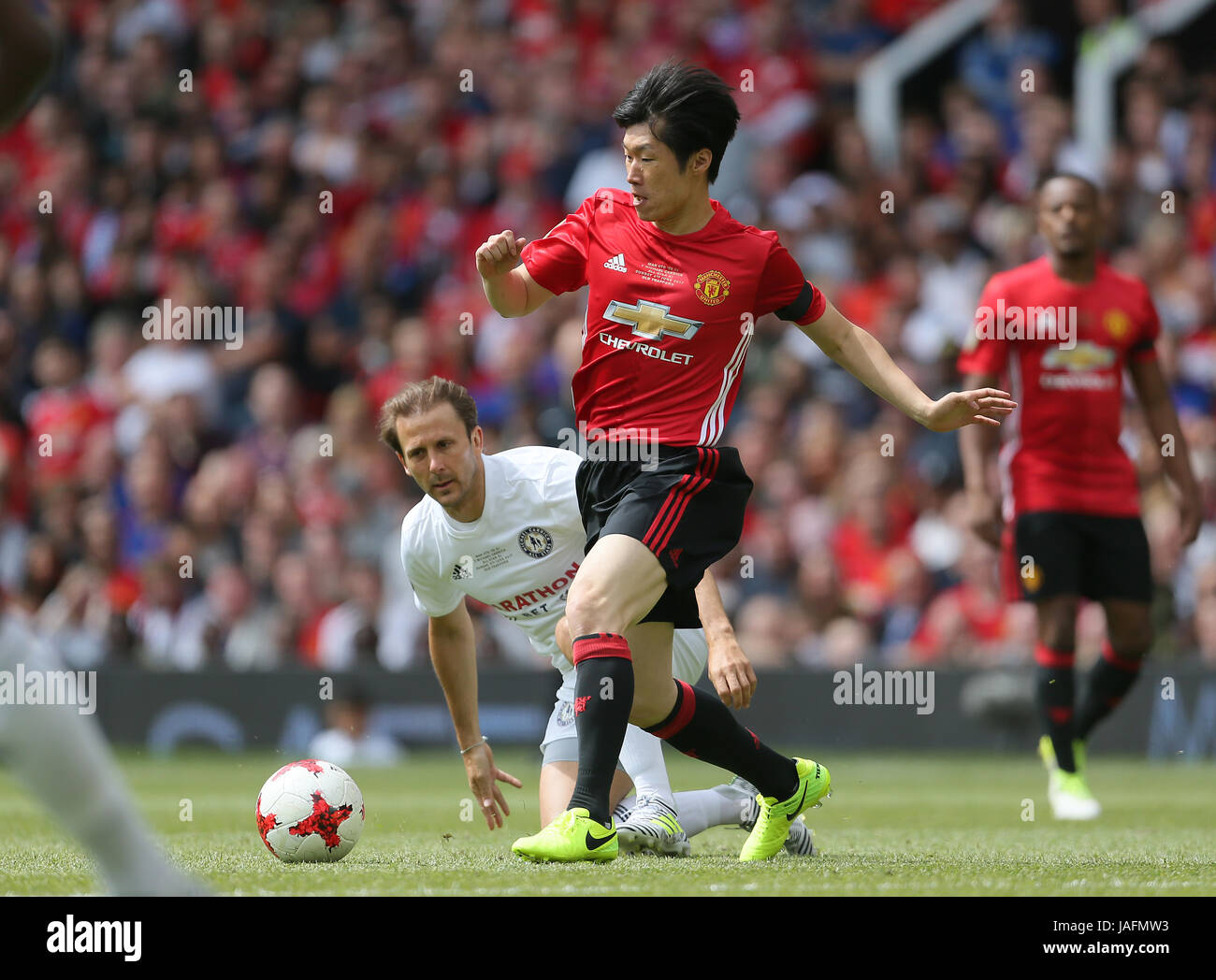 Manchester United's Ji-sung Park in action Stock Photo - Alamy