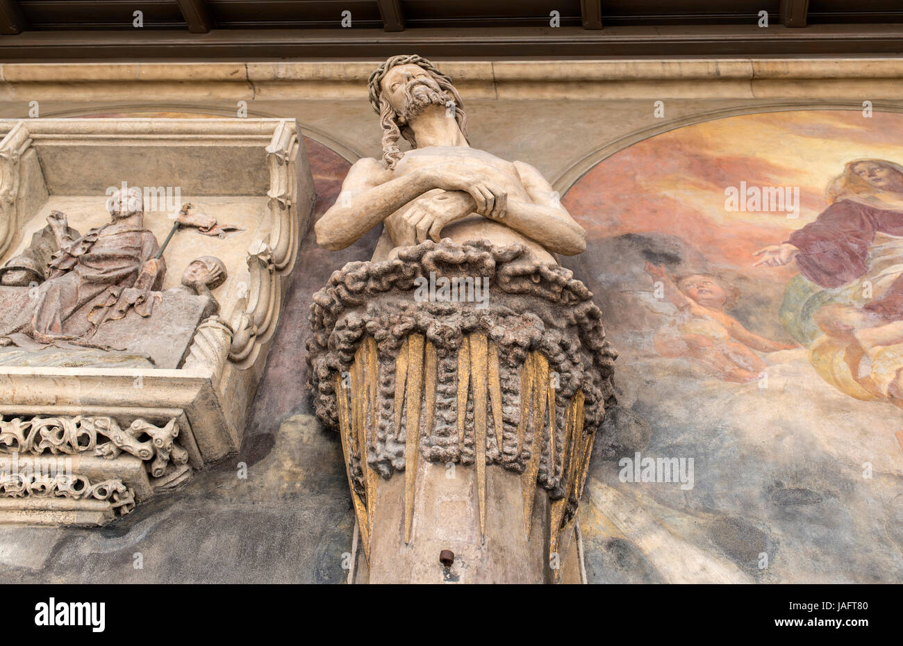 Sculpture of Jesus Christ on Cathedral, Vienna,Austria Stock Photo - Alamy