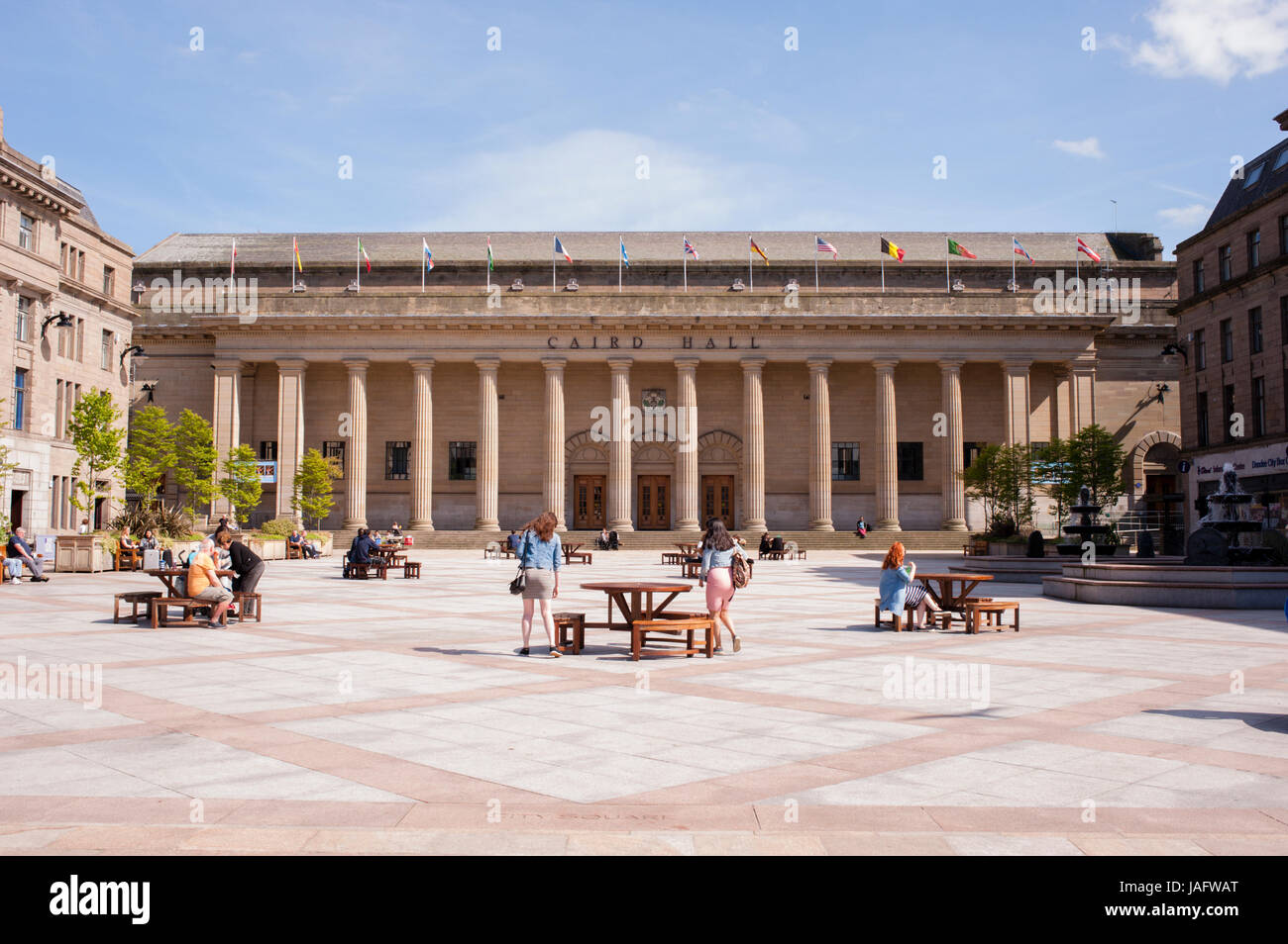 Caird hall square hi-res stock photography and images - Alamy
