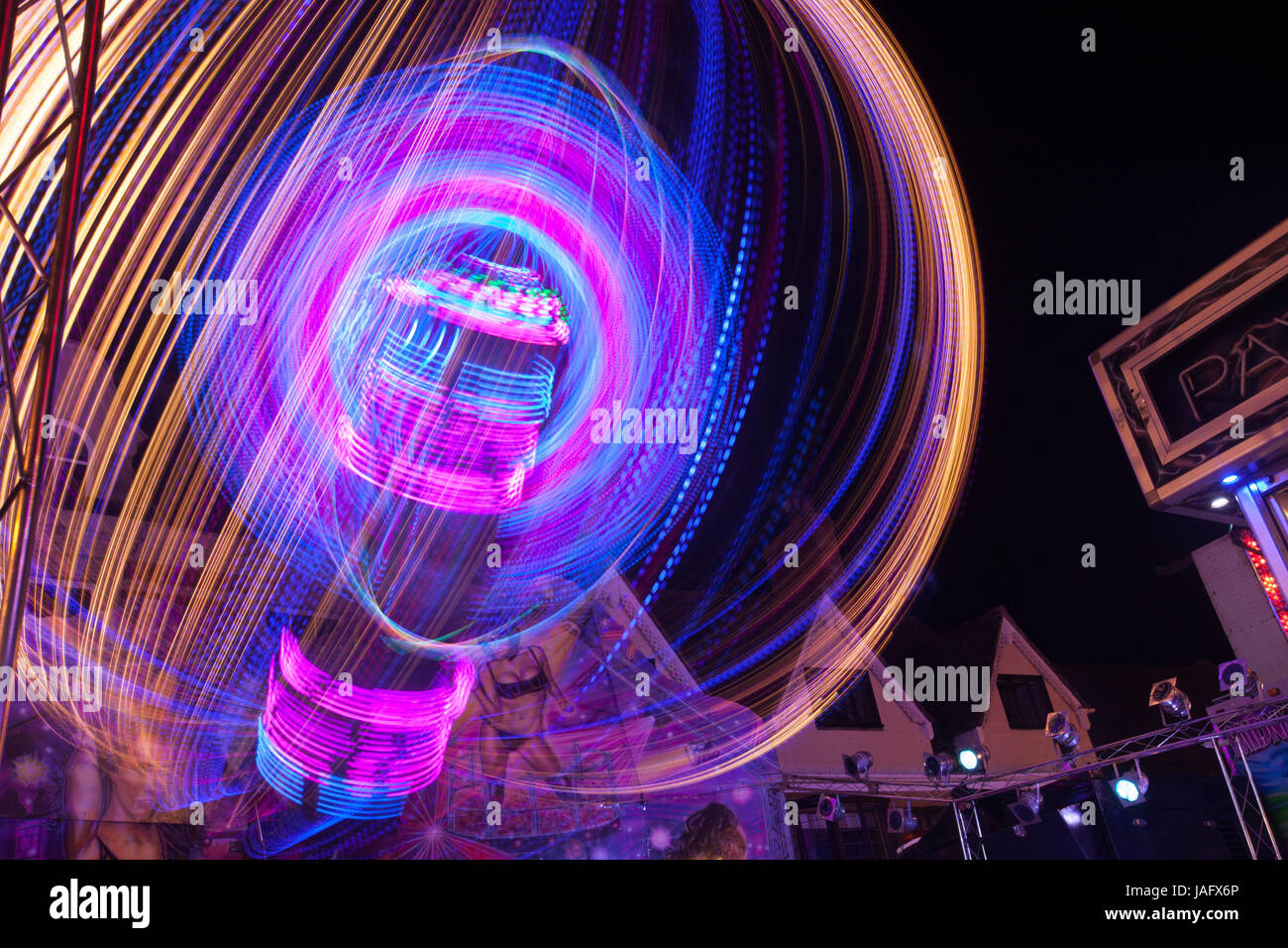 Light trace from the 'Body Count' funfair ride at Banbury's Michaelmas ...