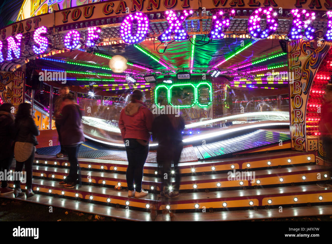 Hebbons of Oxford Waltzer Fun Fair Ride At Witney Feast Stock Photo - Alamy
