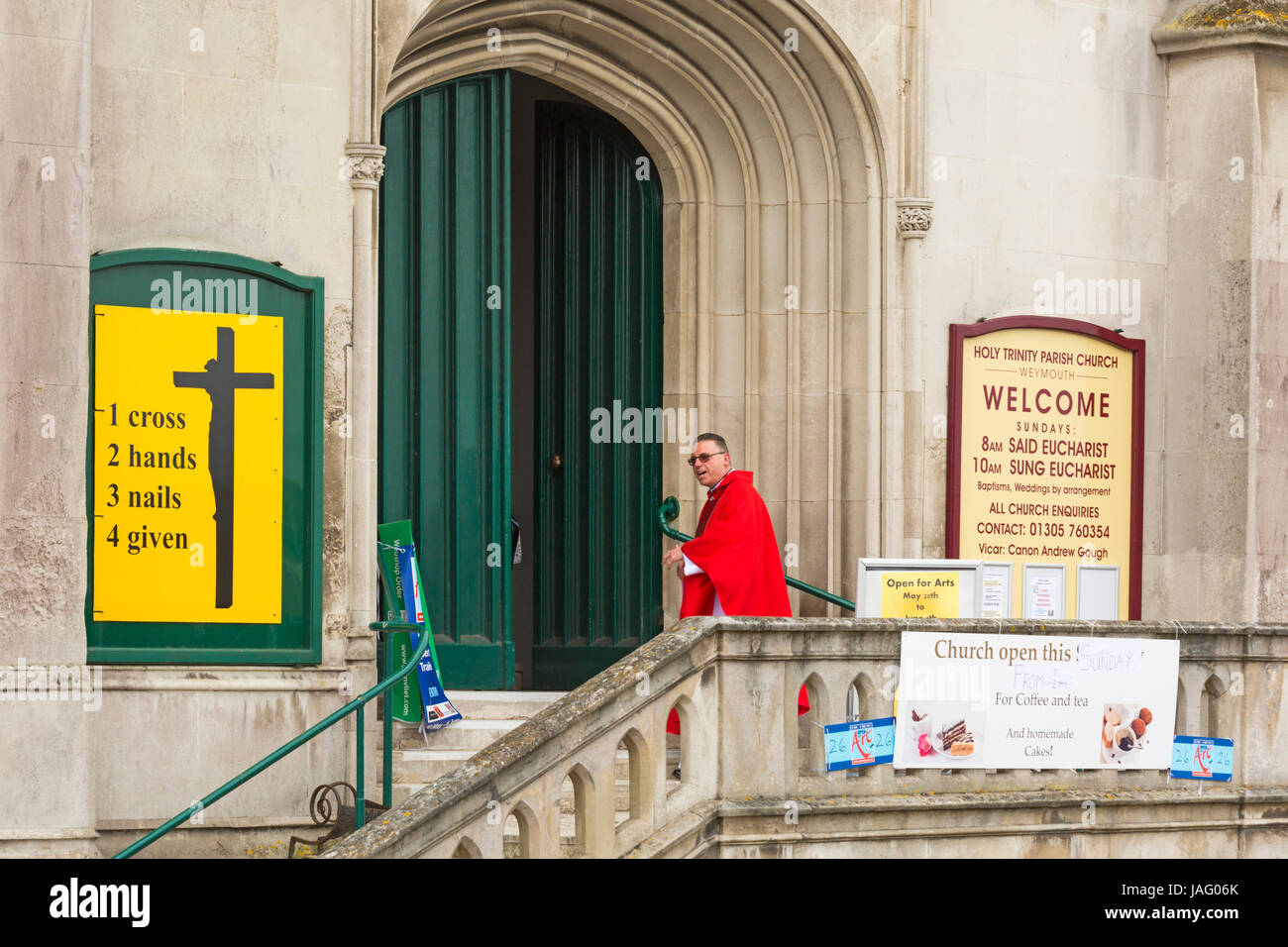 Information sign parish church hi-res stock photography and images - Alamy