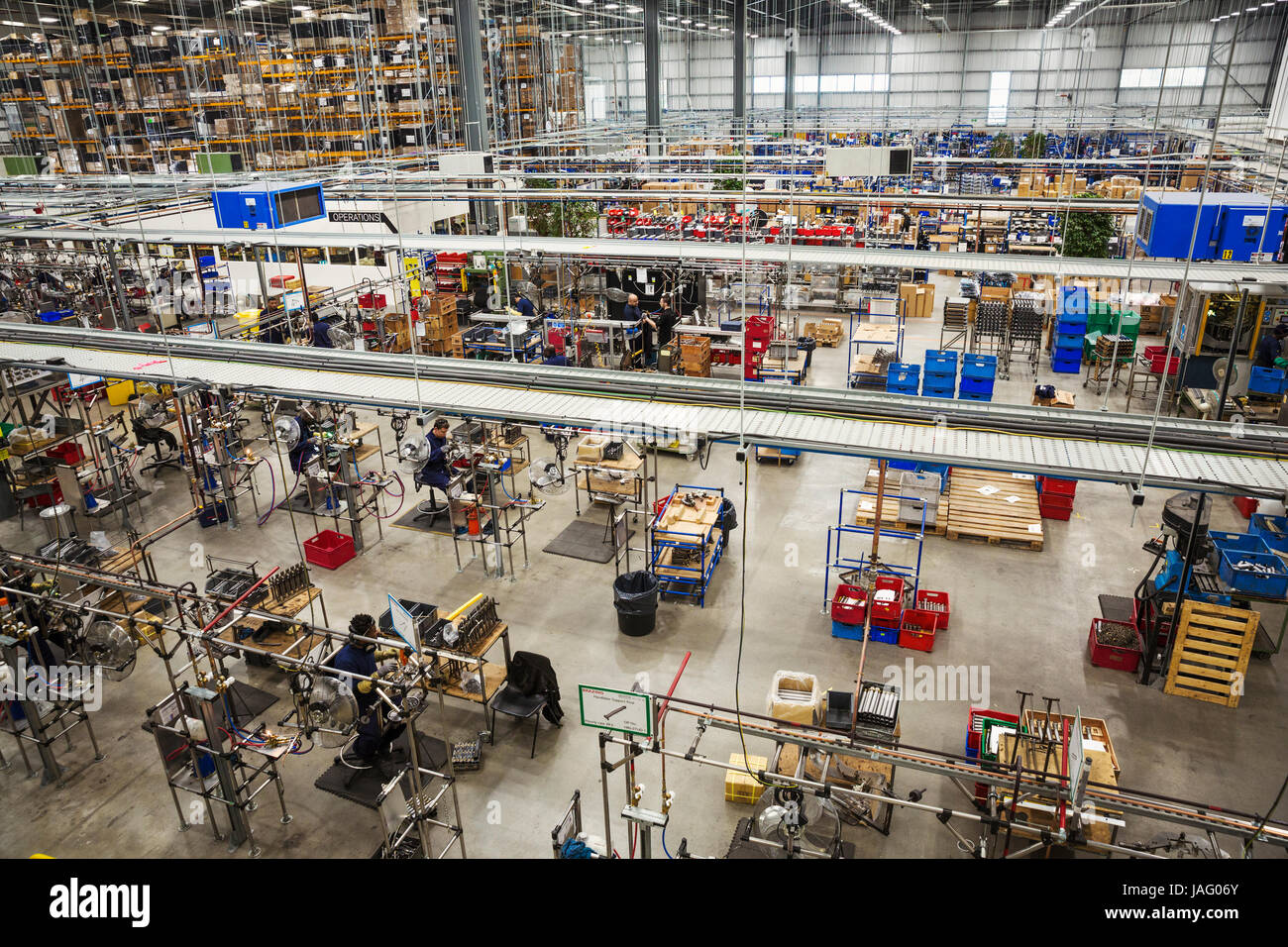 Assembly machines hi-res stock photography and images - Alamy