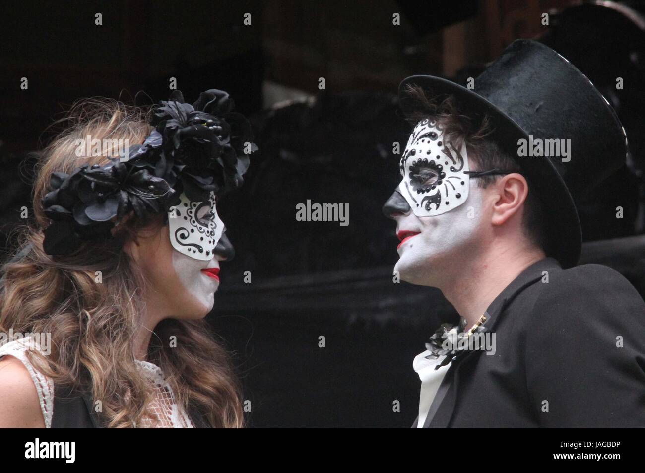 Kirsty Bushell and Edward Hogg rehearse for ‘Romeo and Juliet’ at ...