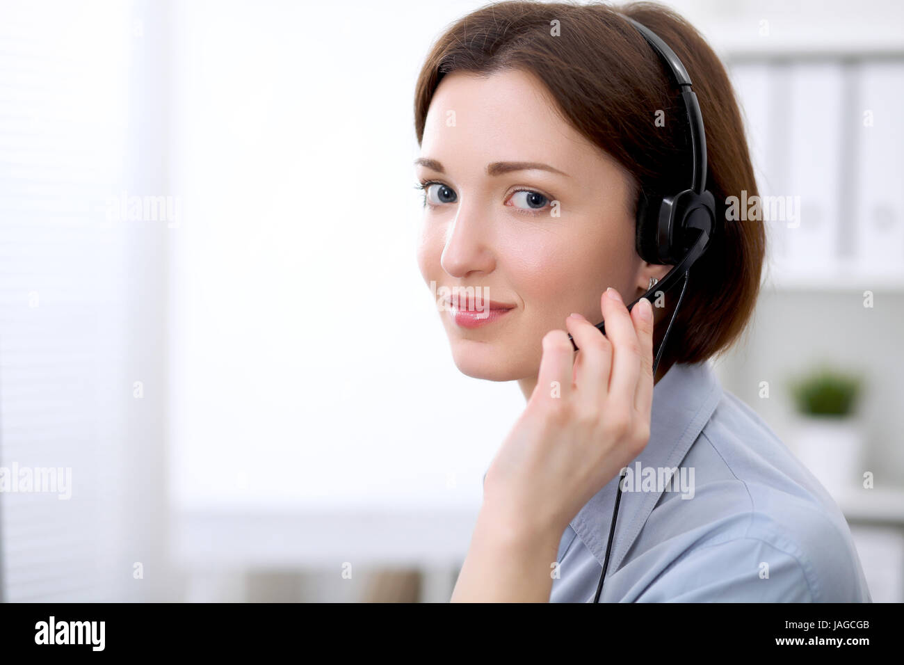 Call center operator Stock Photo - Alamy