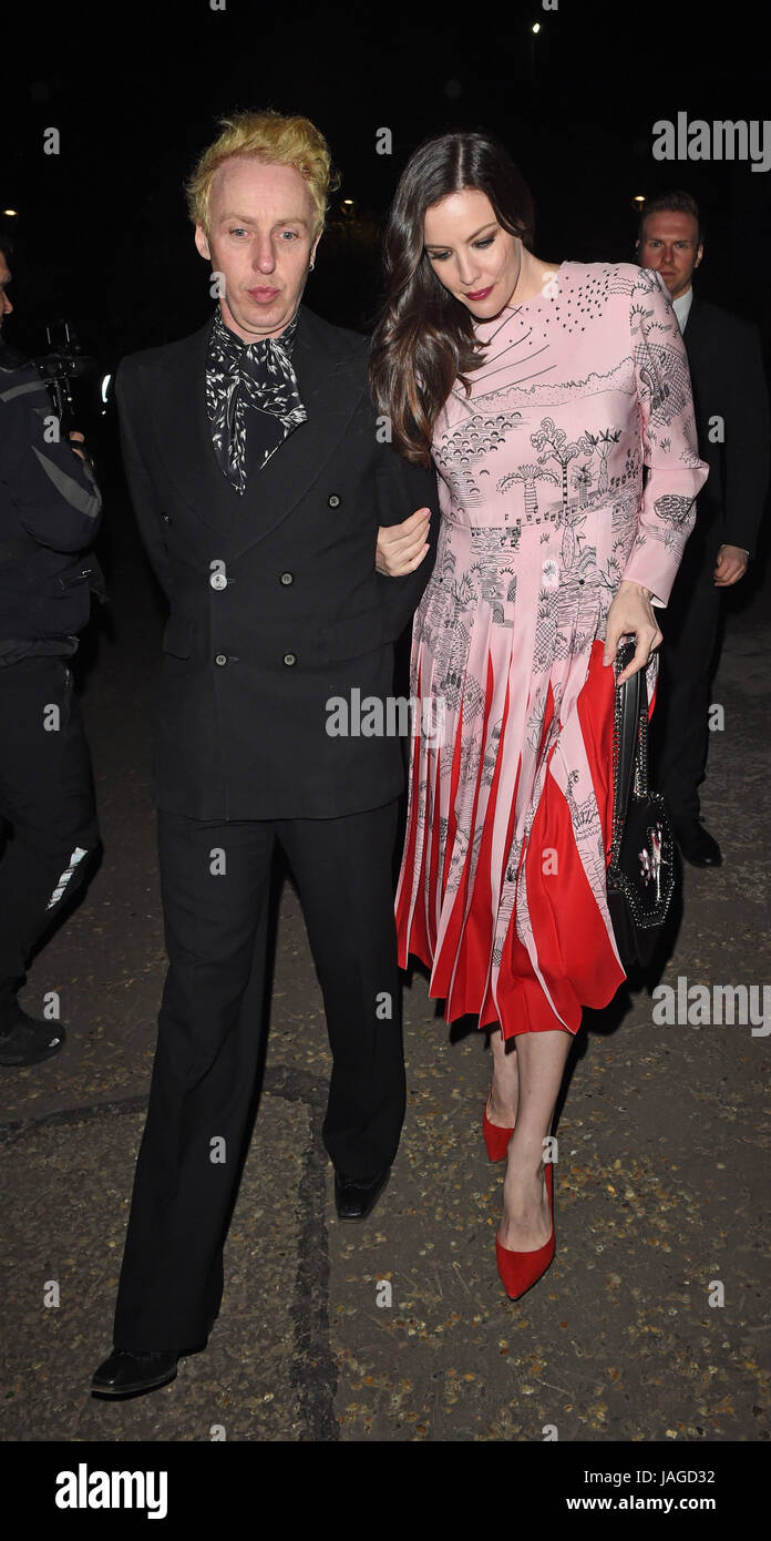Ellie Goulding and Liv Tyler seen leaving the Tate Modern in London ...