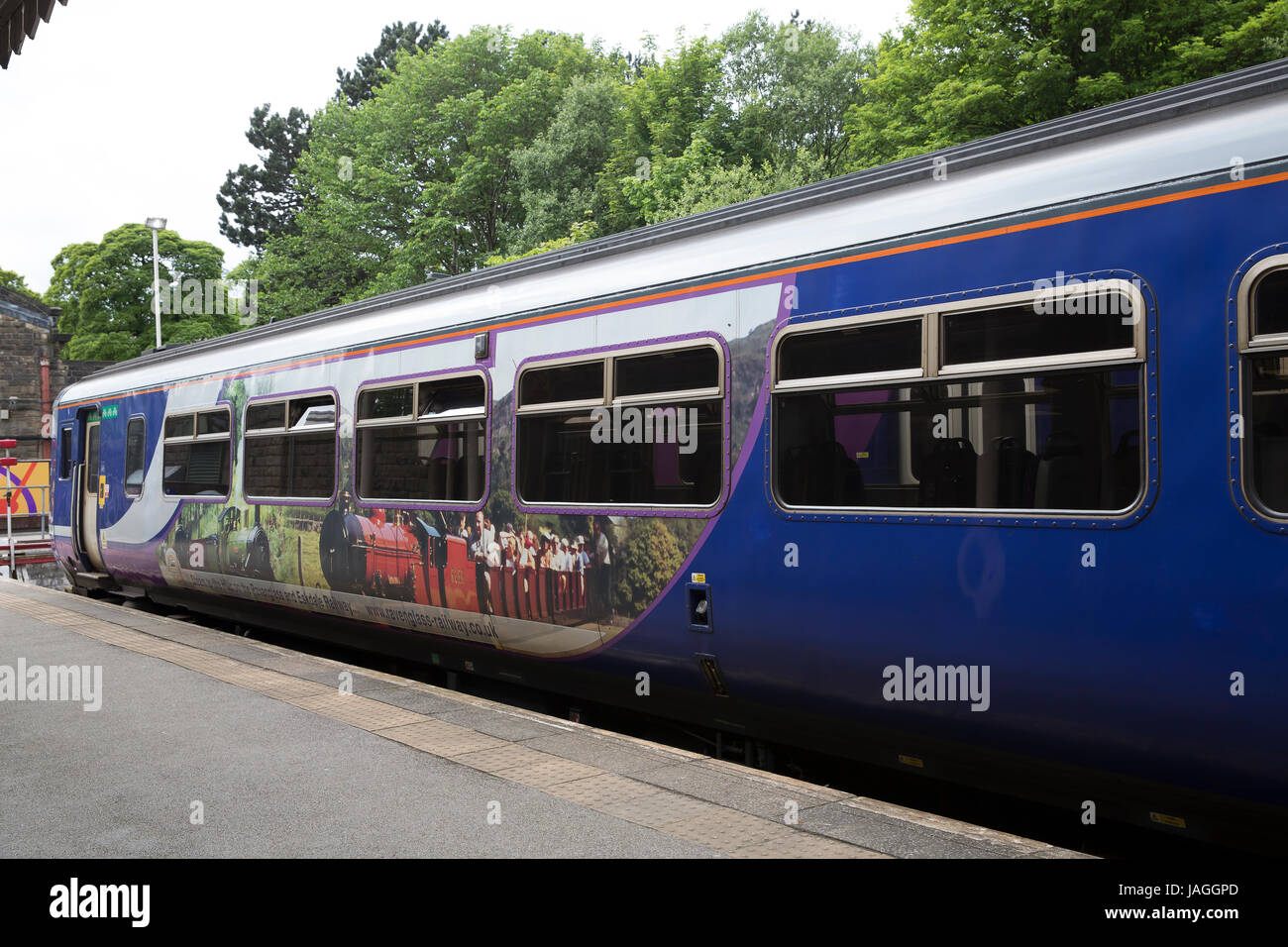 Buxton train station hi-res stock photography and images - Alamy