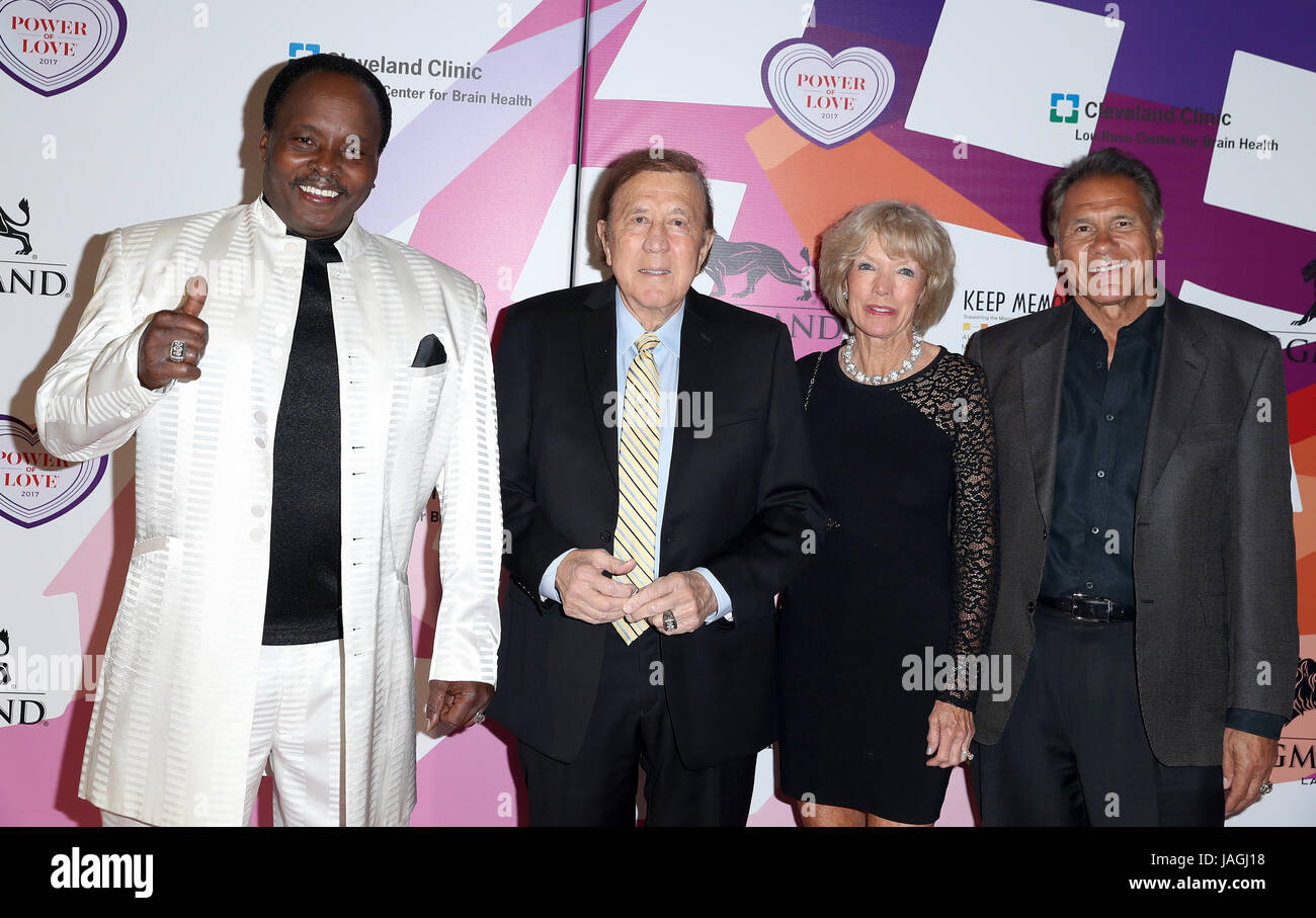 Keep Memory Alive Rolls Out The Red Carpet For 21st Annual Power of ...