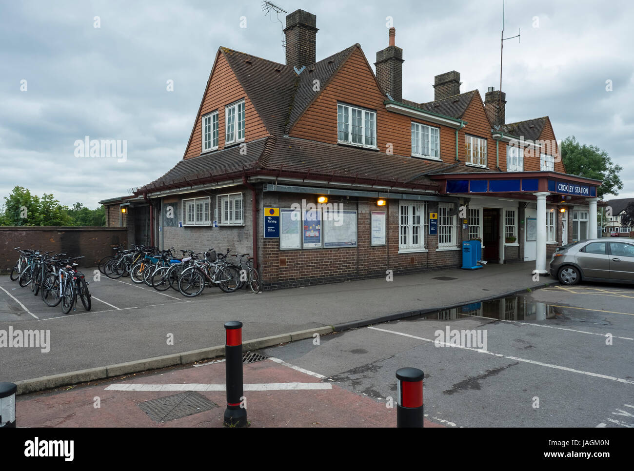 Croxley hi-res stock photography and images - Alamy