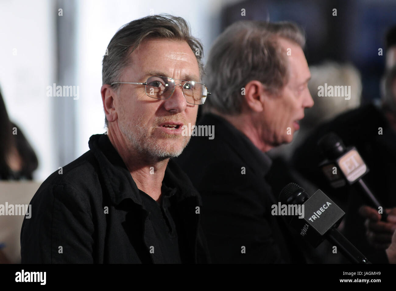 Tim roth reservoir dogs hi-res stock photography and images - Alamy