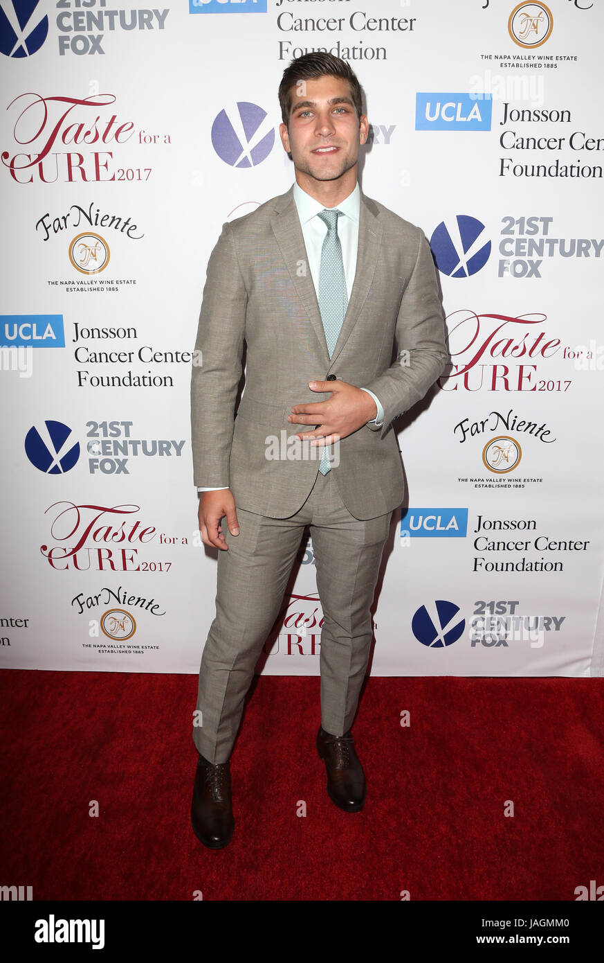 UCLA Jonsson Cancer Center Foundation Hosts 22nd Annual "Taste for a ...