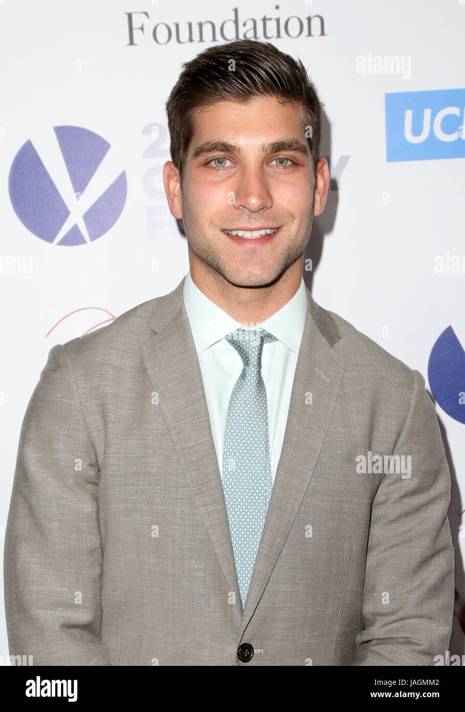 UCLA Jonsson Cancer Center Foundation Hosts 22nd Annual "Taste for a ...