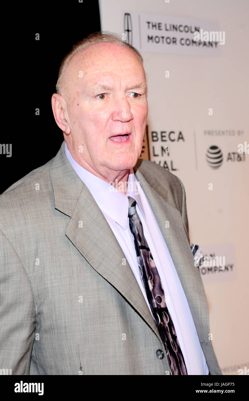 Chuck wepner hi-res stock photography and images - Alamy