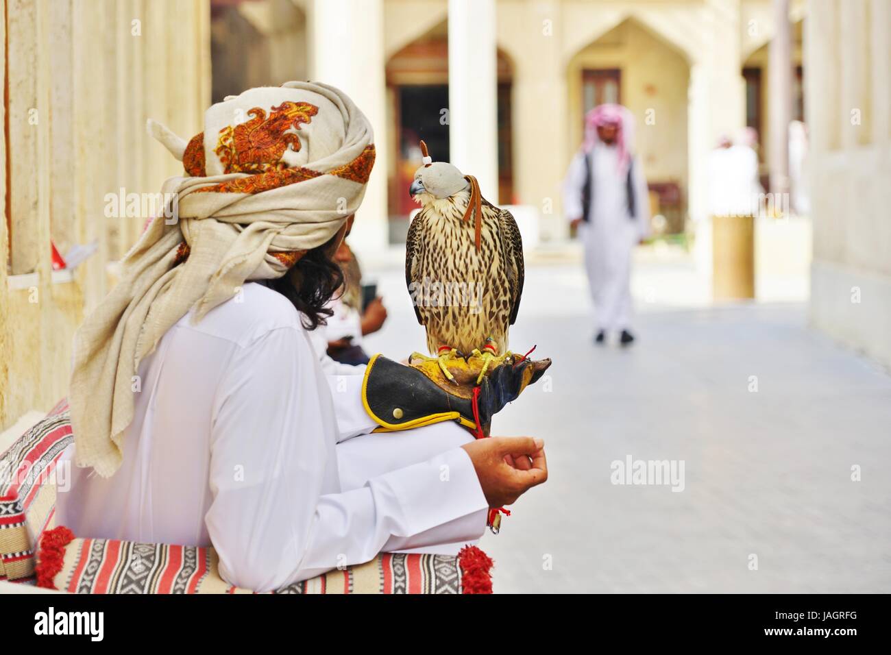 Qatari men hi-res stock photography and images - Alamy