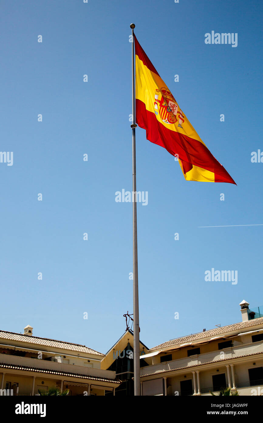 The Spanish flag (Bandera de España, colloquially known as "la ...