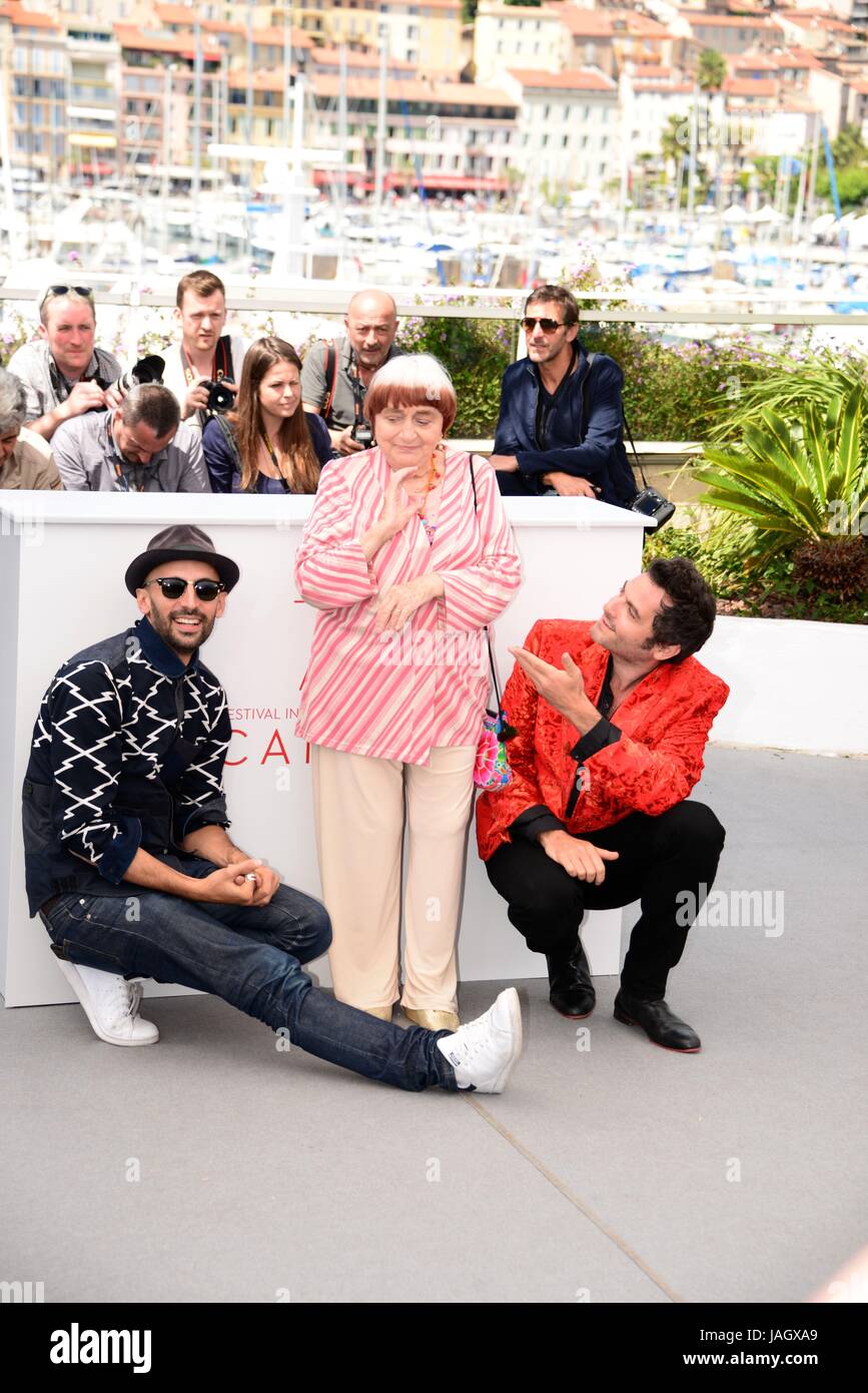 Photocall of the film "Visages, villages" JR, Agnès Varda and Matthieu ...