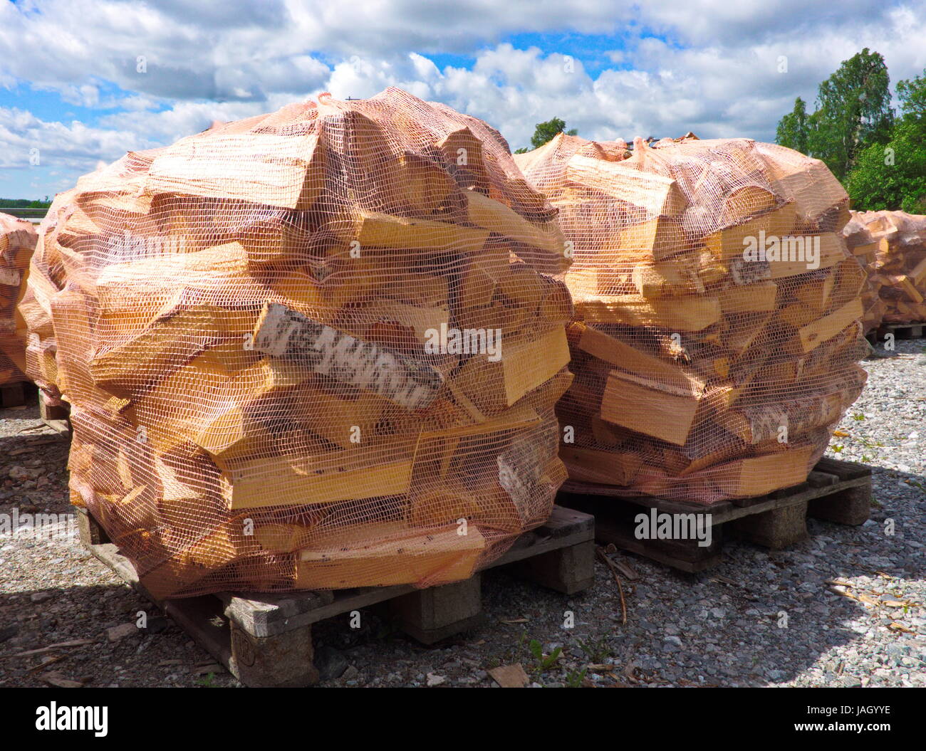 Close up stack woods hi-res stock photography and images - Alamy