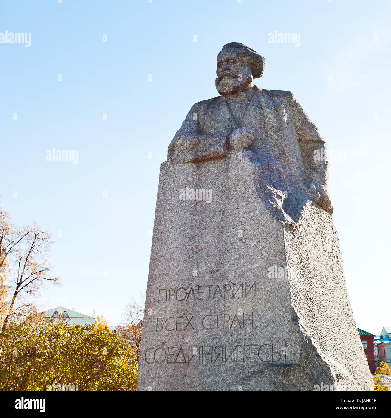 Karl marx statue moscow hi-res stock photography and images - Alamy