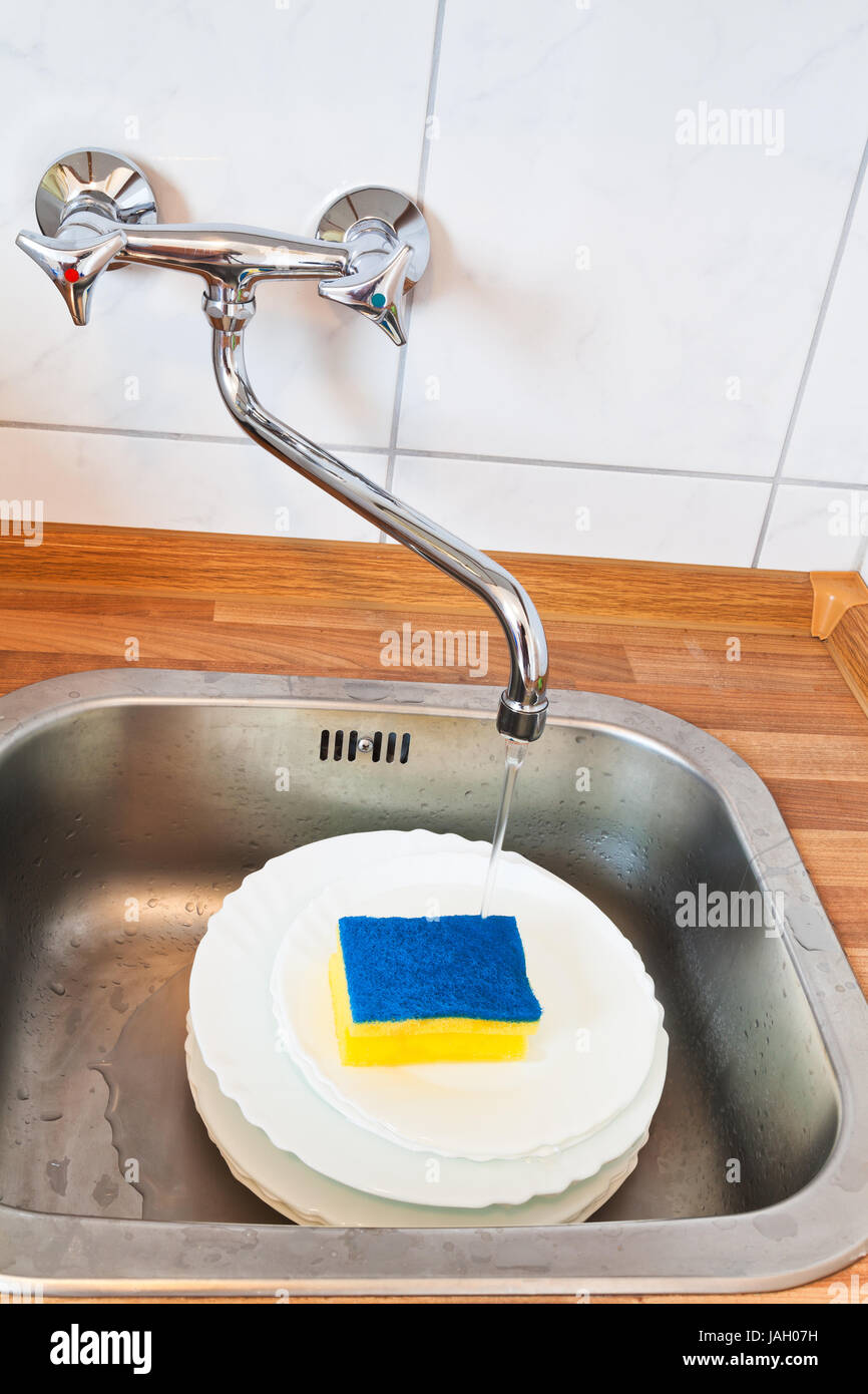 Washing up area hi-res stock photography and images - Alamy
