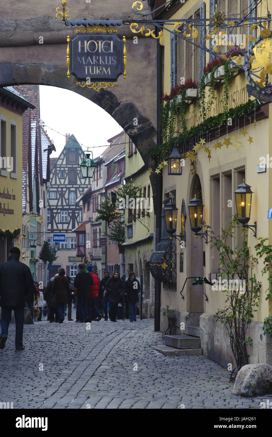 Rothen's castle whether the cock pigeon,Old Town during the yule tide ...