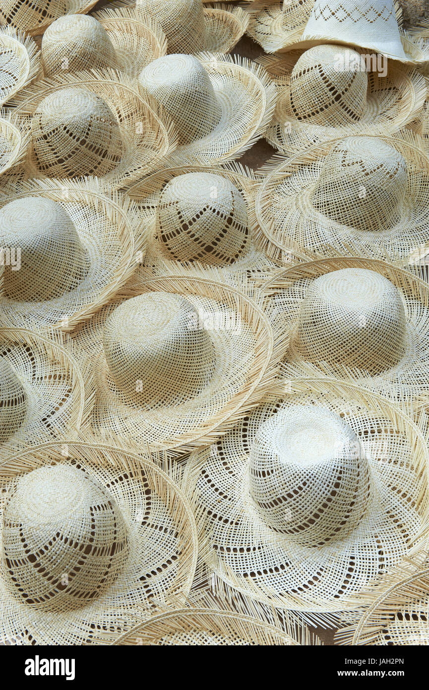 Mexico straw hats mexican hi-res stock photography and images - Alamy